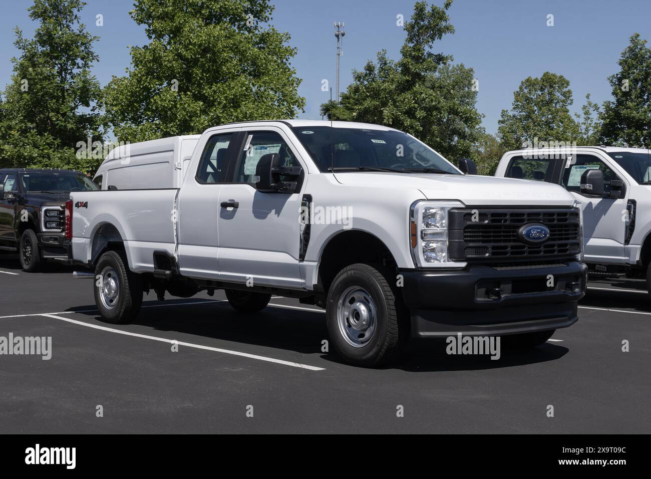 Zionsville - May 30, 2024: Ford F-250 SRW 4X4 SuperCab display at a ...