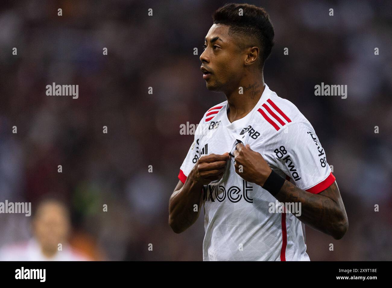 RIO DE JANEIRO, BRAZIL - JUNE 02: BRUNO HENRIQUE of Flamengo celebrates ...