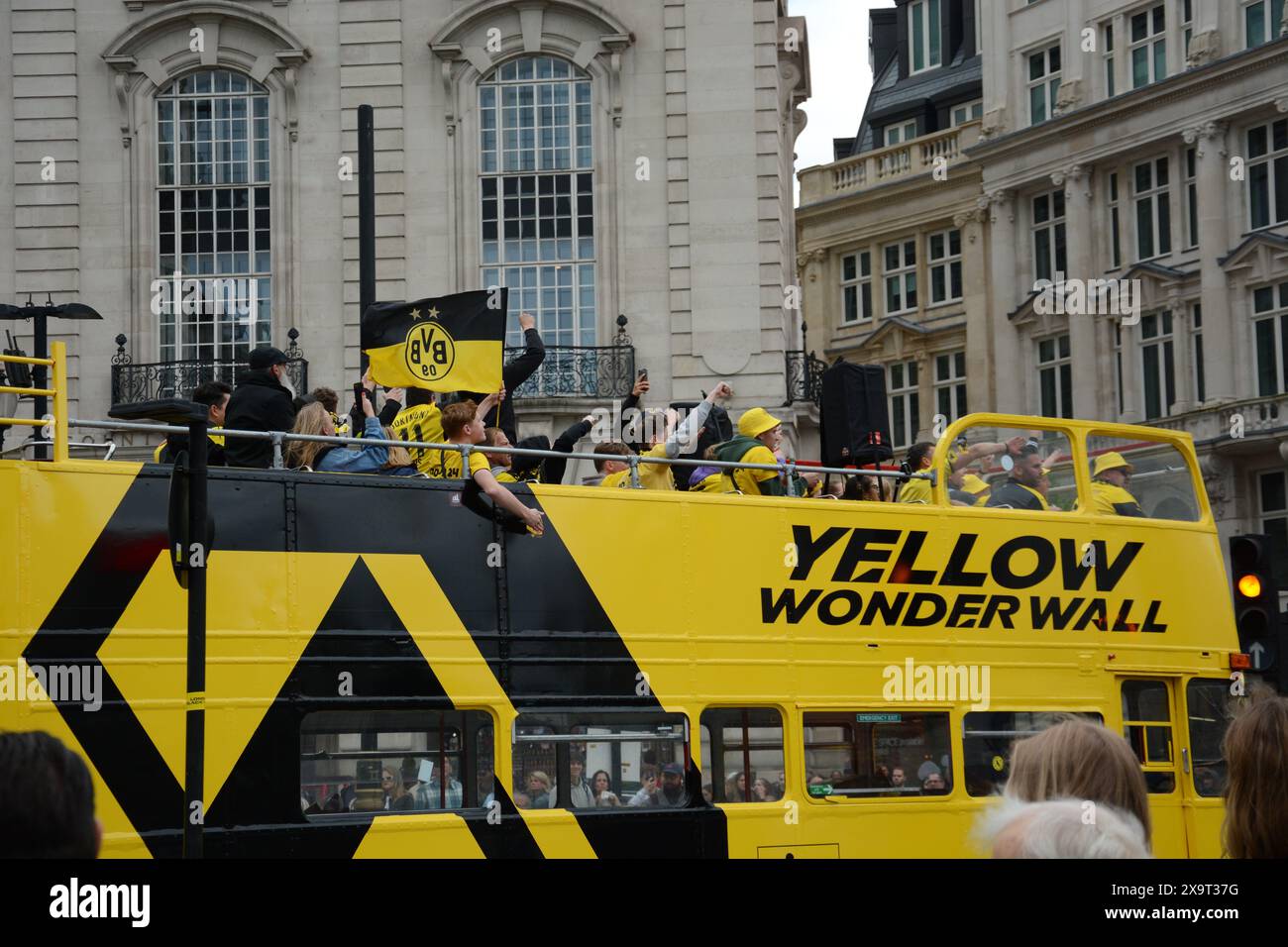 BVB - Dortmund fans travel through central London on a Yellow Wonder ...