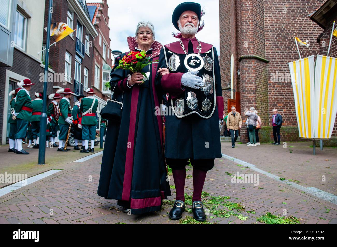A couple is seen wearing traditional clothes during the "Boxmeerse ...