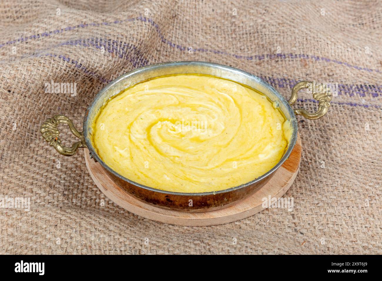 Turkish Muhlama, Traditional Turkish cuisine, Cheese and eggs for ...