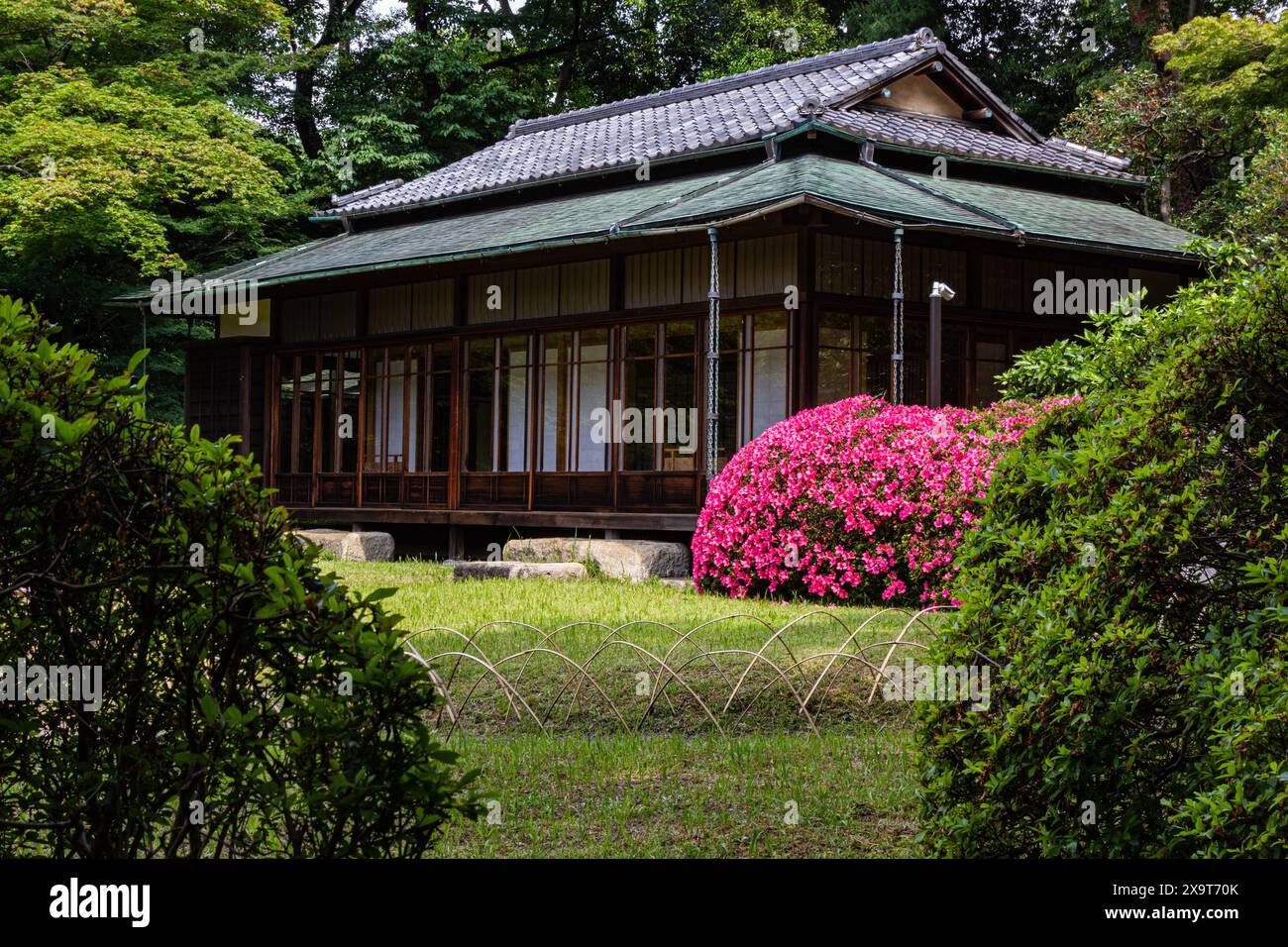 Meiji Jingu Inner Garden Kakuun-tei - Overlooking Nan-Chi Pond is ...