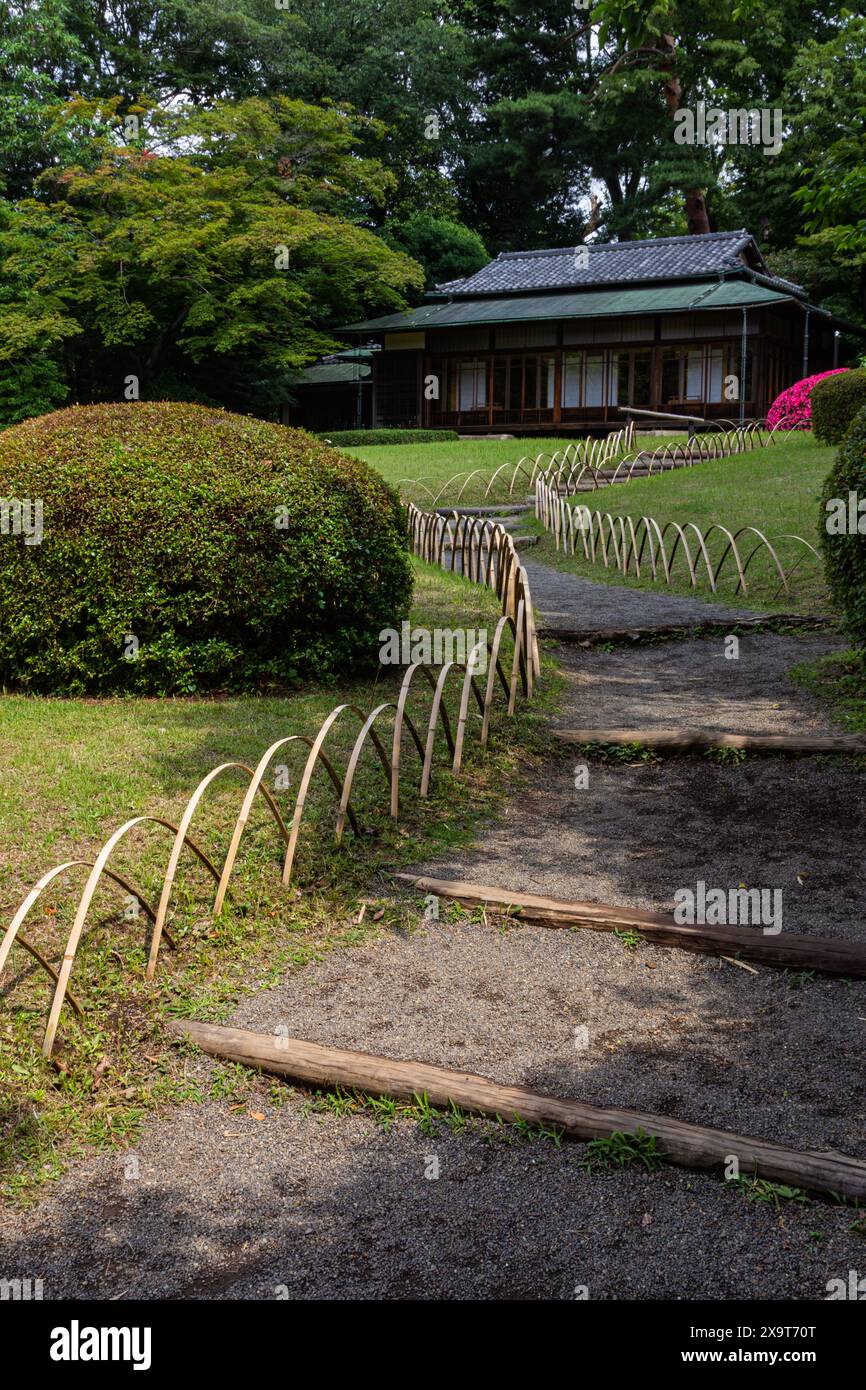 Meiji Jingu Inner Garden Kakuun-tei - Overlooking Nan-Chi Pond is ...