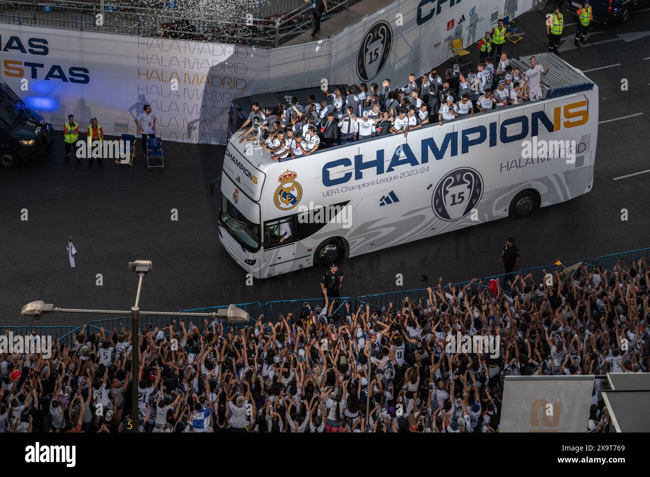 Madrid, Spain. 02nd June, 2024. Real Madrid players celebrating at ...