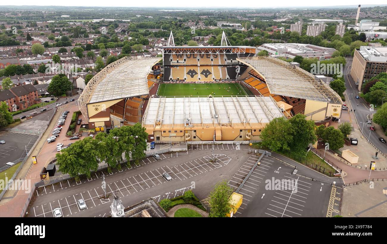 Wolverhampton Stadium from above Flight over the Molineux Stadium ...