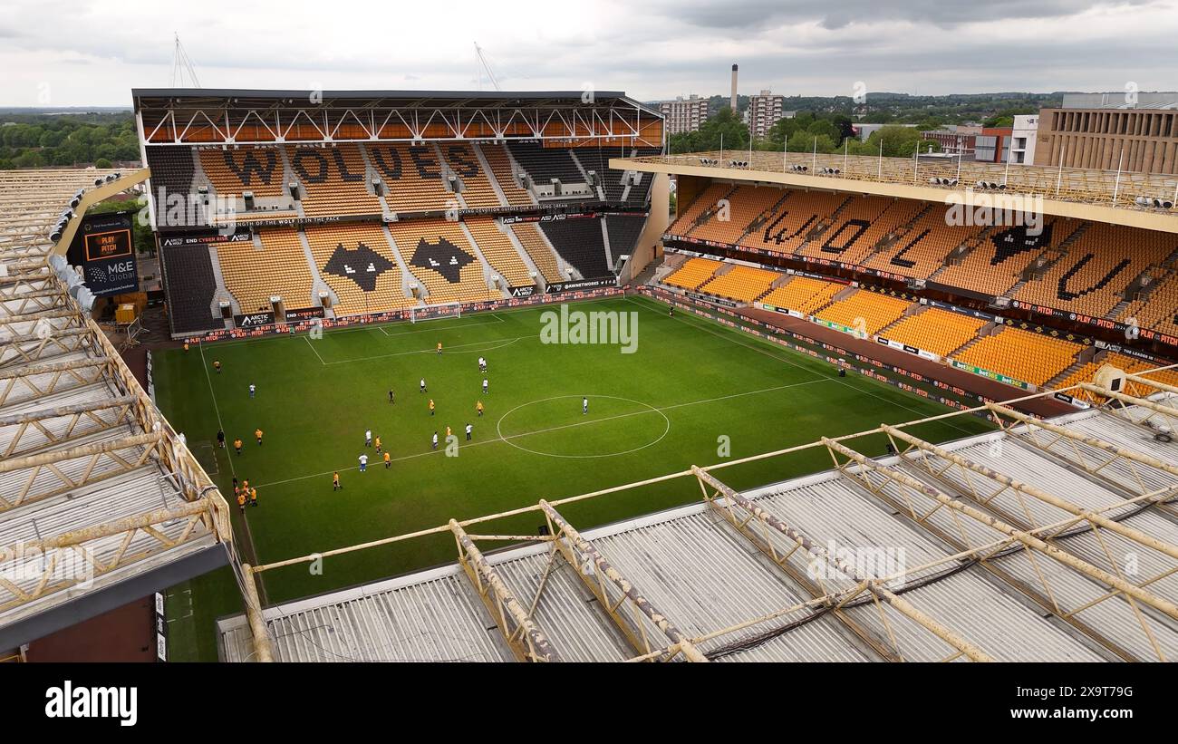 Wolverhampton Stadium from above Flight over the Molineux Stadium ...