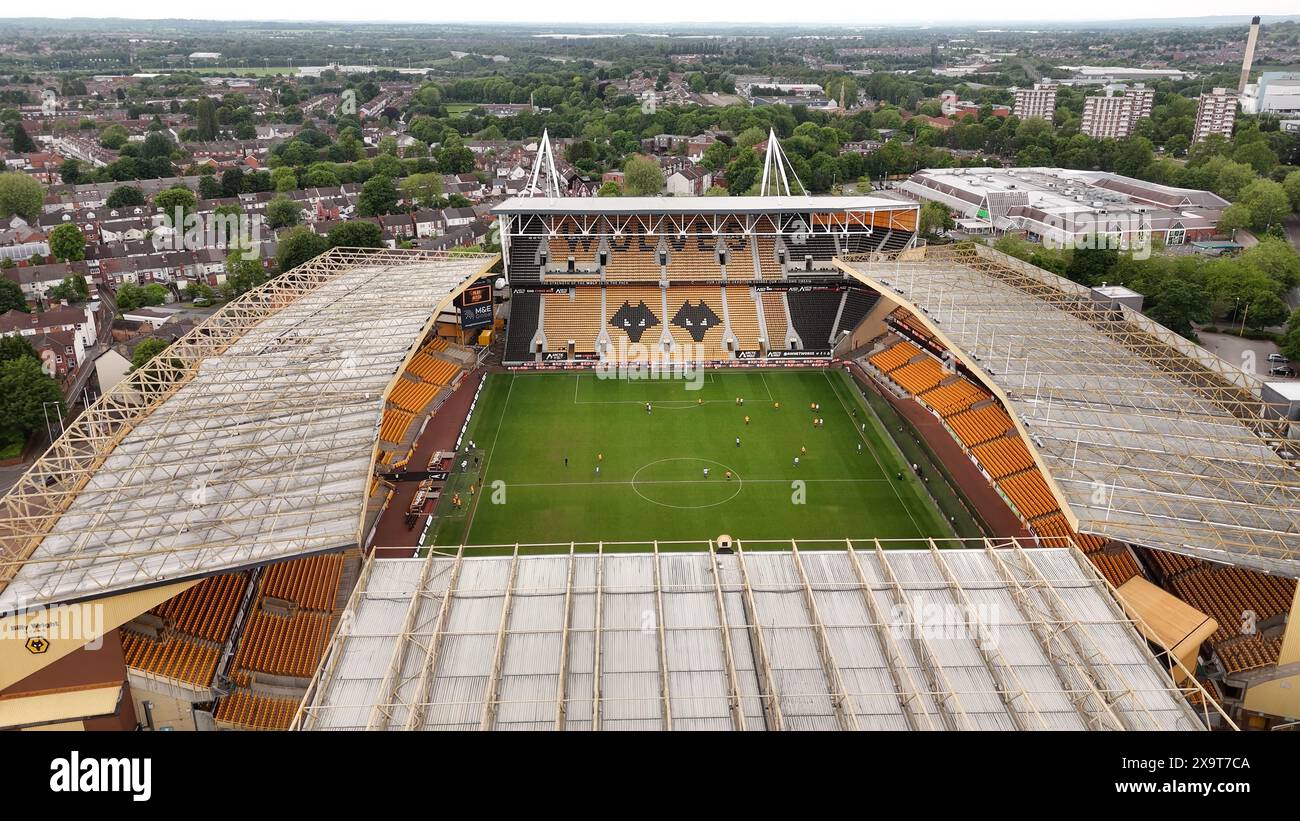 Wolverhampton Stadium from above Flight over the Molineux Stadium ...