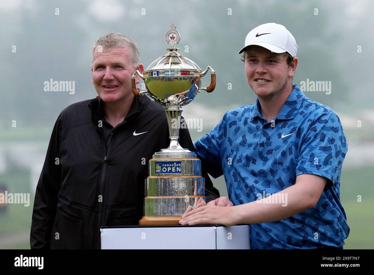 Scotland's Robert MacIntyre, right, and his father and caddie, Dougie ...