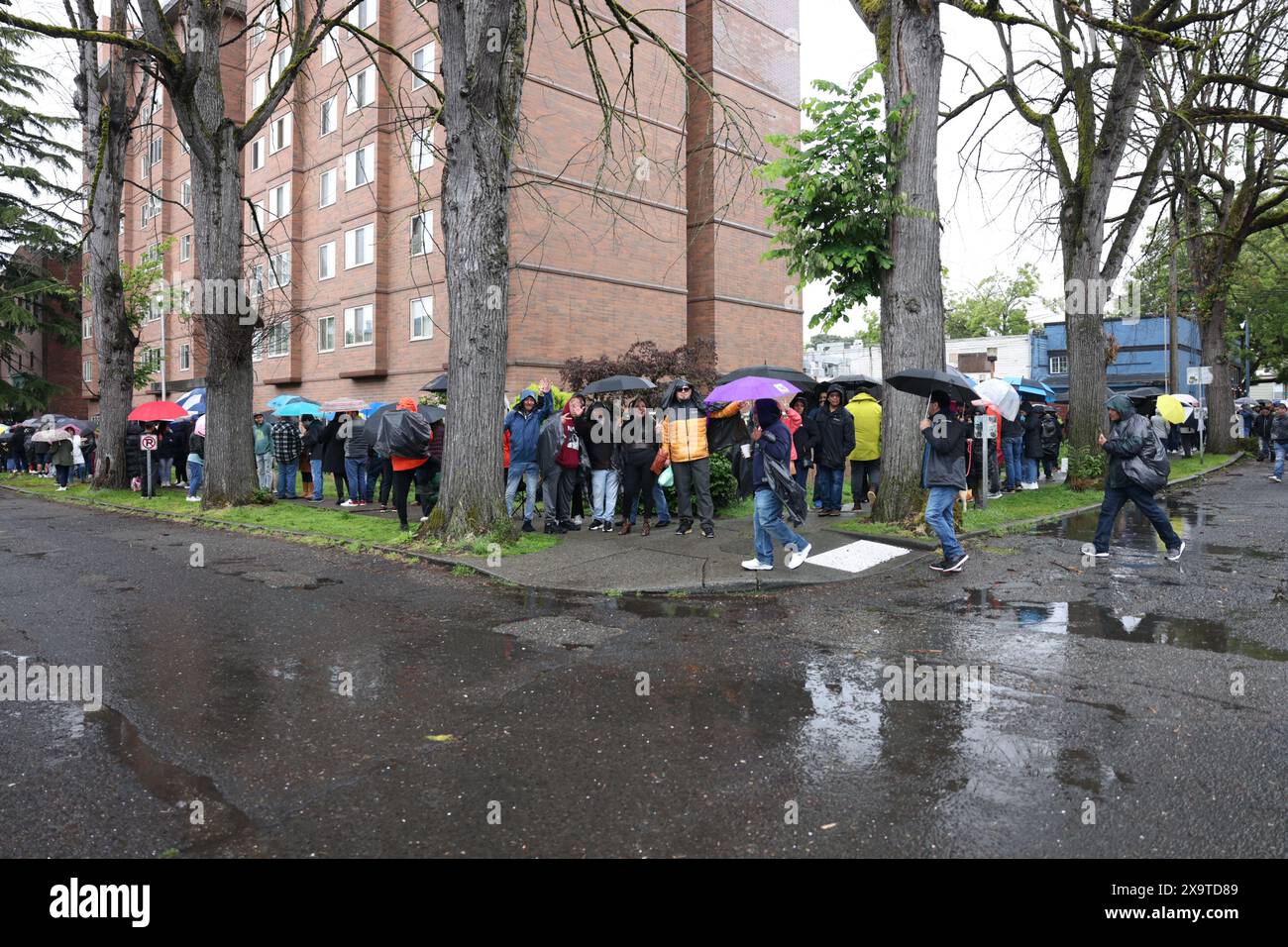 Seattle, Washington, USA. 02nd June, 2024. With 4 voting machines for ...