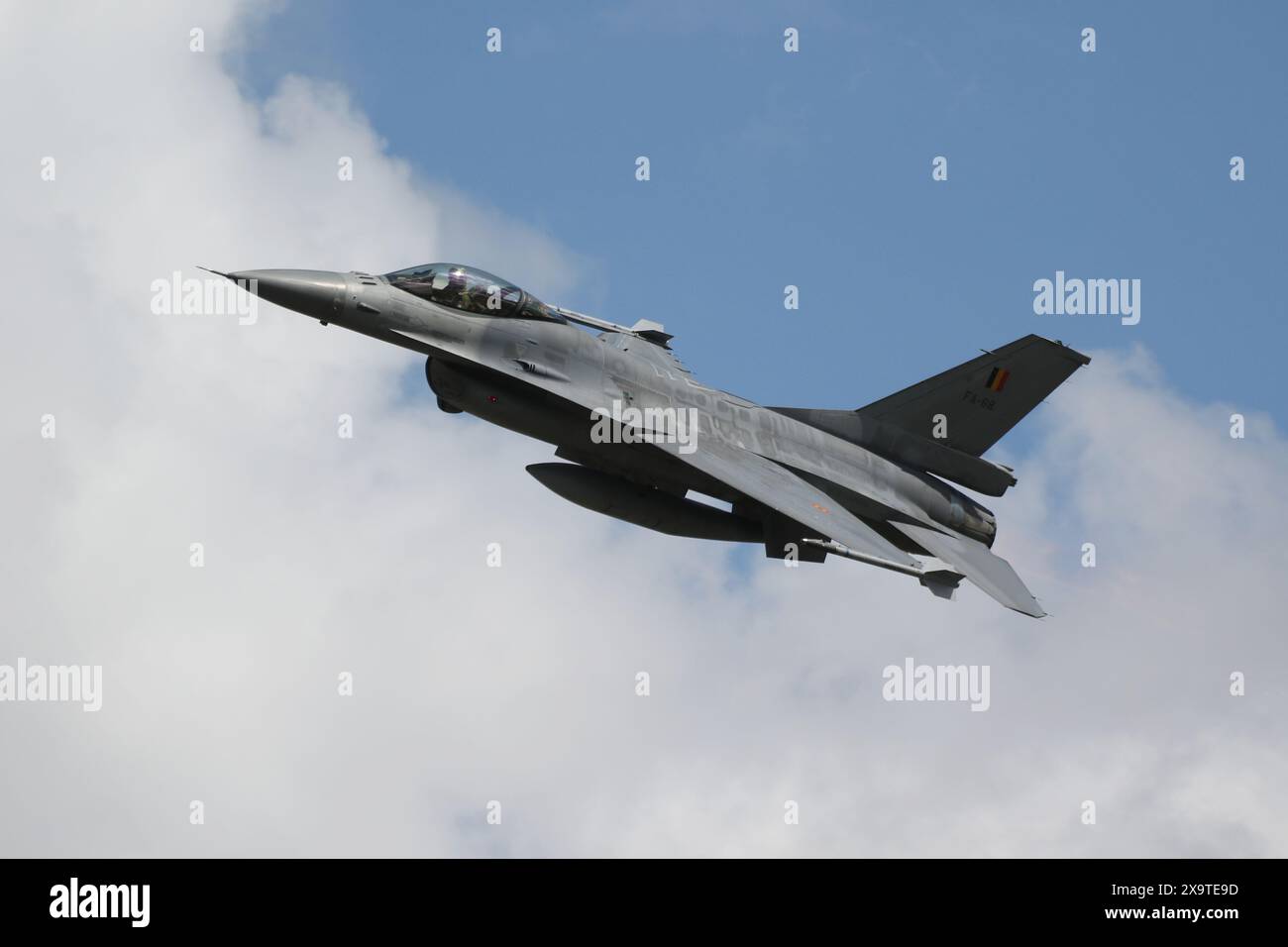 FA-68, a General Dynamics F-16AM multirole fighter jet operated by the ...