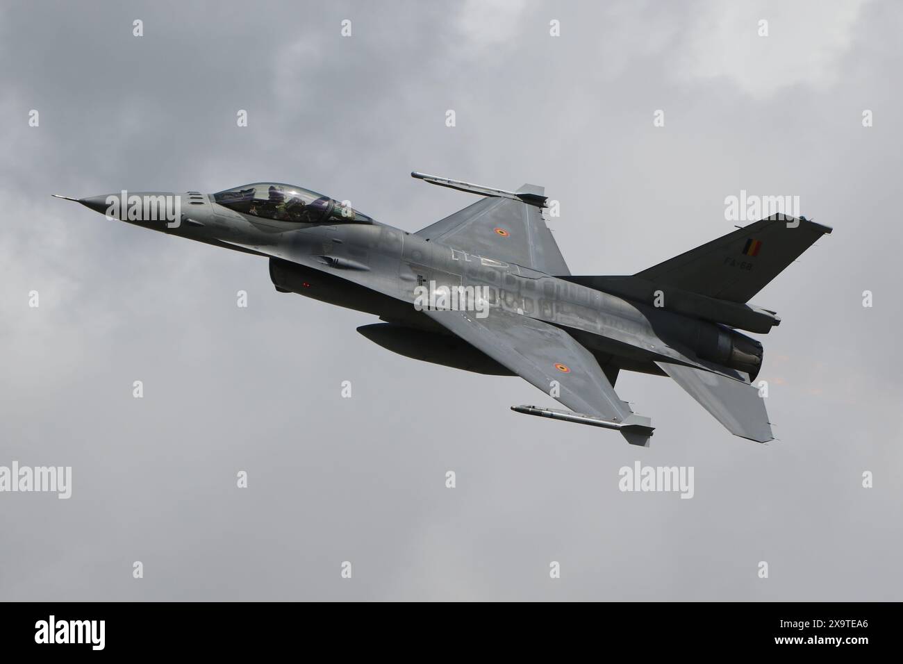 FA-68, a General Dynamics F-16AM multirole fighter jet operated by the ...