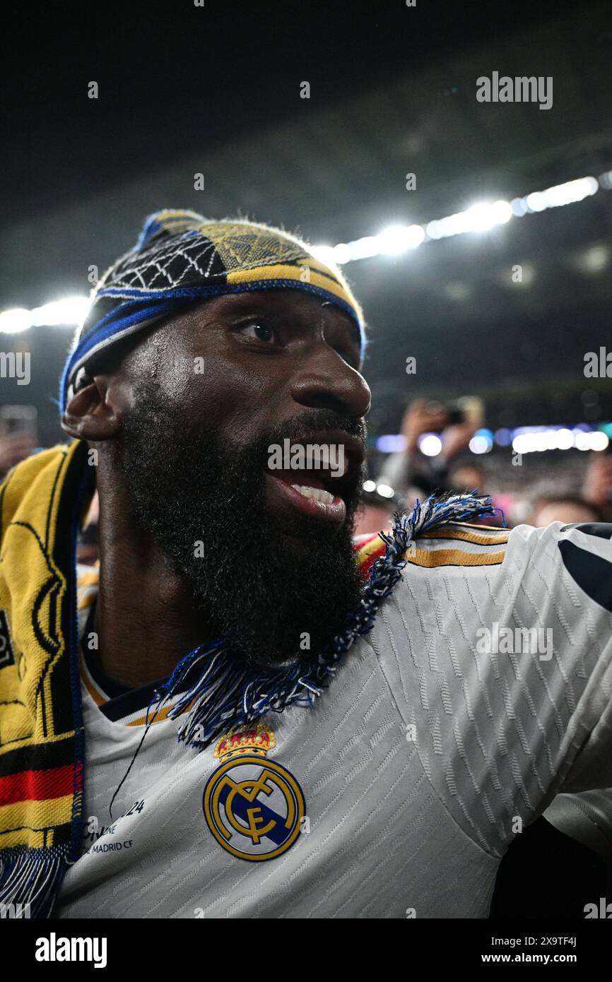 LONDON, ENGLAND - JUNE 1: Antonio Rudiger of Real Madrid celebrates ...