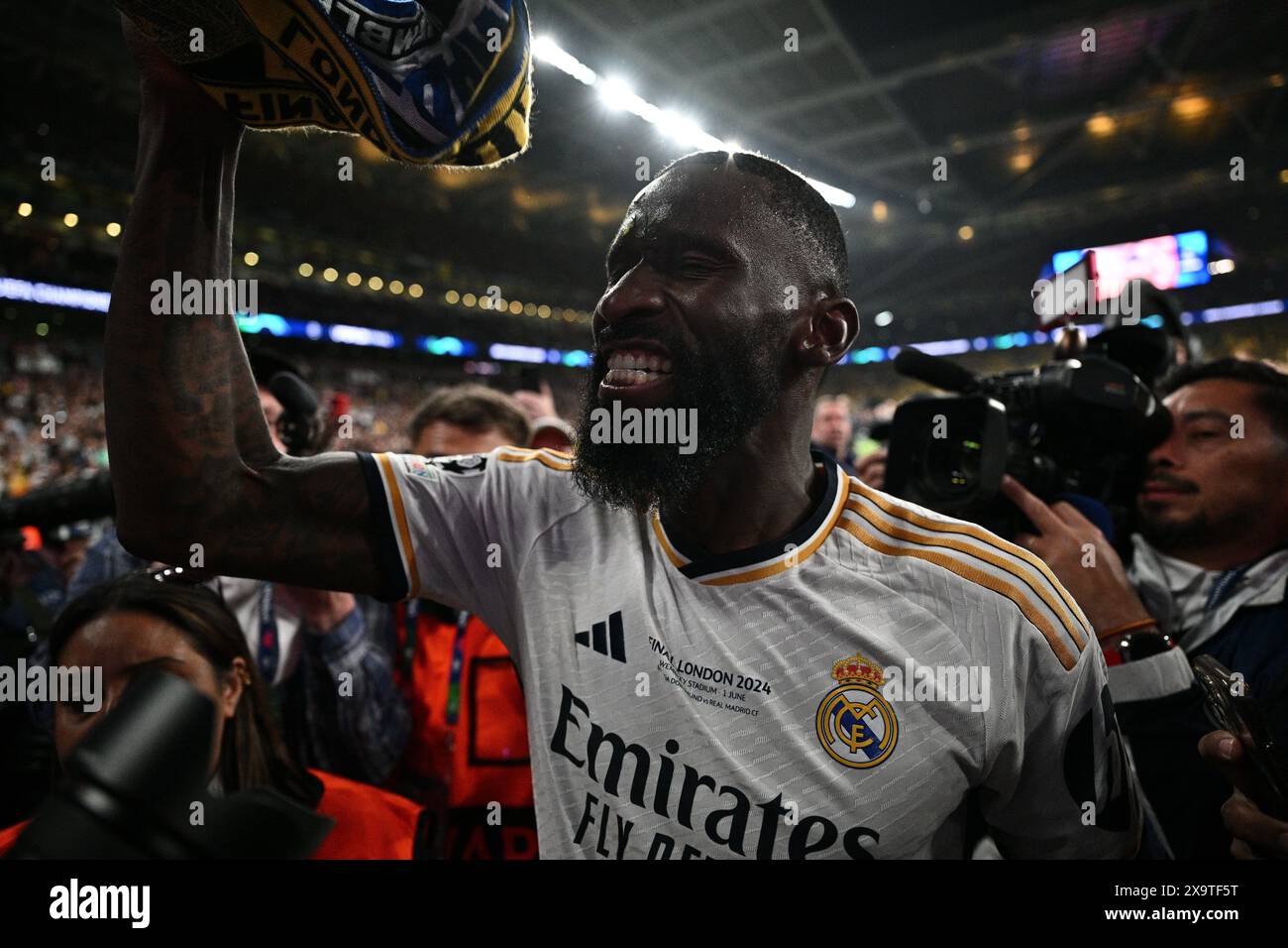 LONDON, ENGLAND - JUNE 1: Antonio Rudiger of Real Madrid celebrates ...