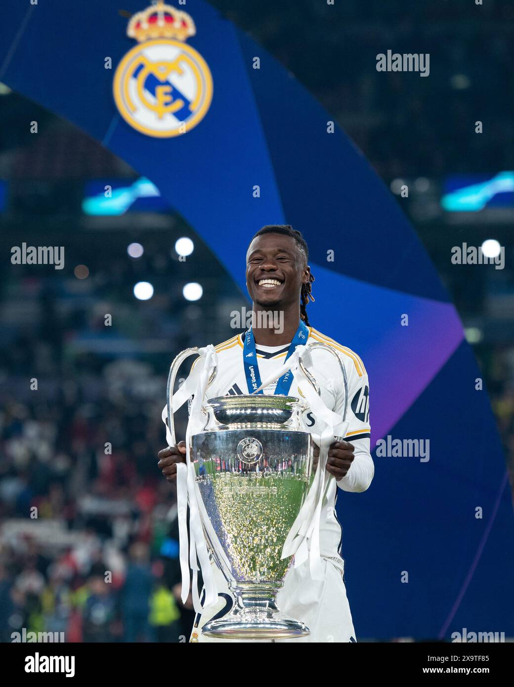 LONDON, ENGLAND - JUNE 1: Eduardo Camavinga of Real Madrid celebrates ...