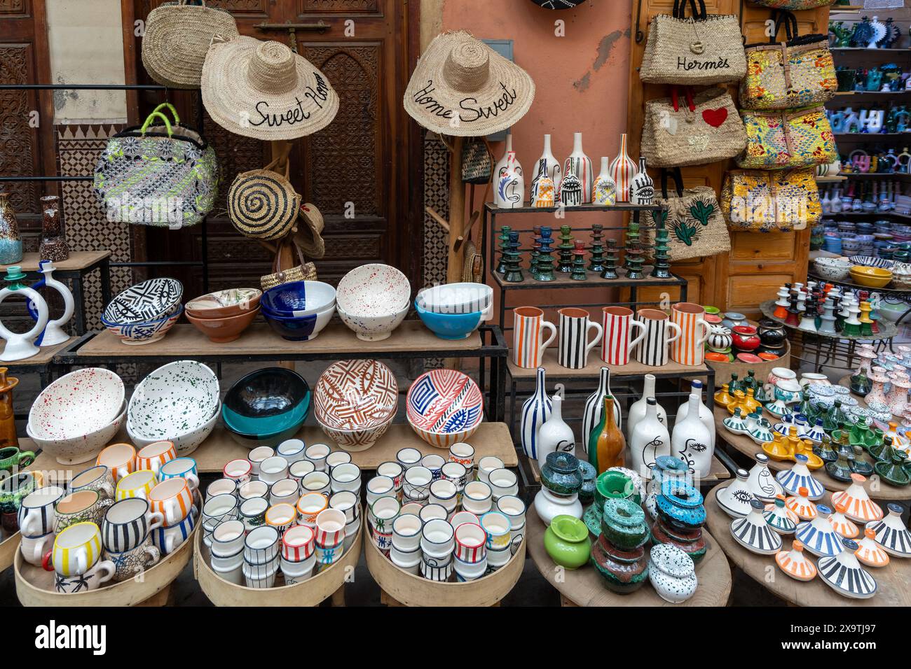 Moroccan crafts hi-res stock photography and images - Alamy