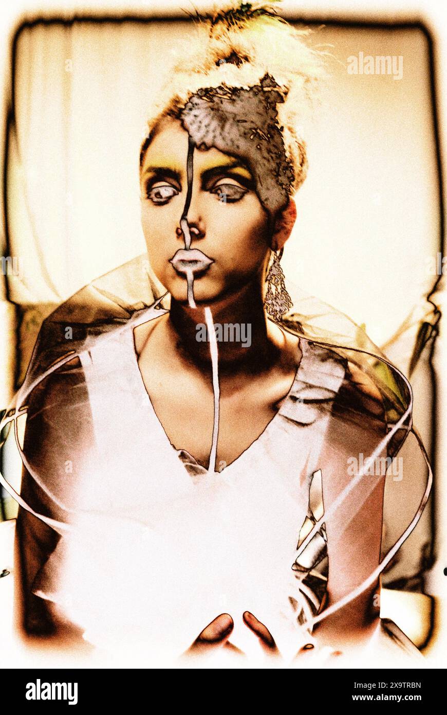 A solarized fashion portrait like an Aubrey Beardsley illustration ...