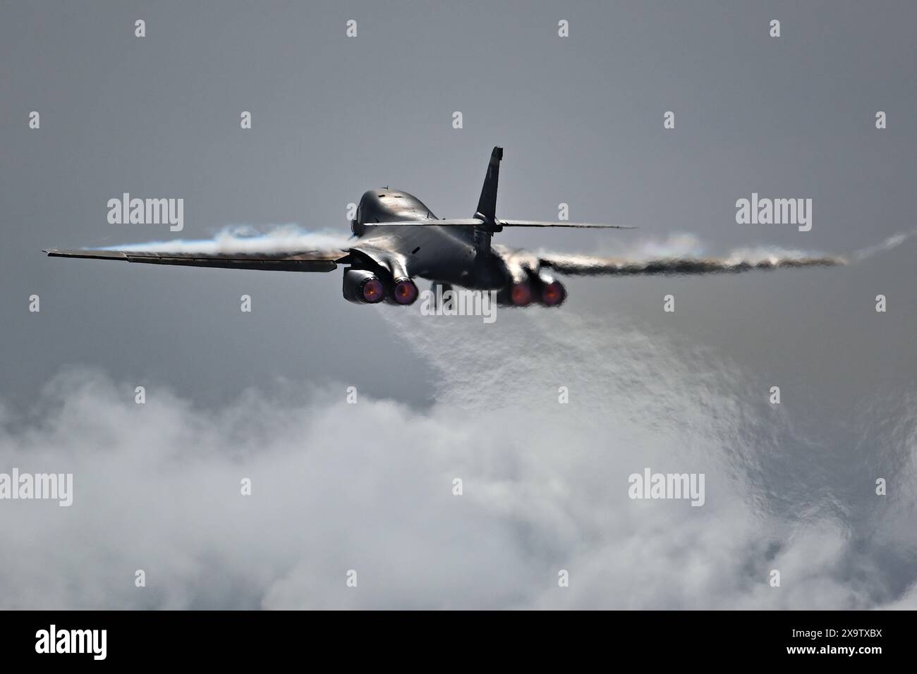 A U.S. Air Force B-1B Lancer assigned to the 37th Expeditionary Bomb ...