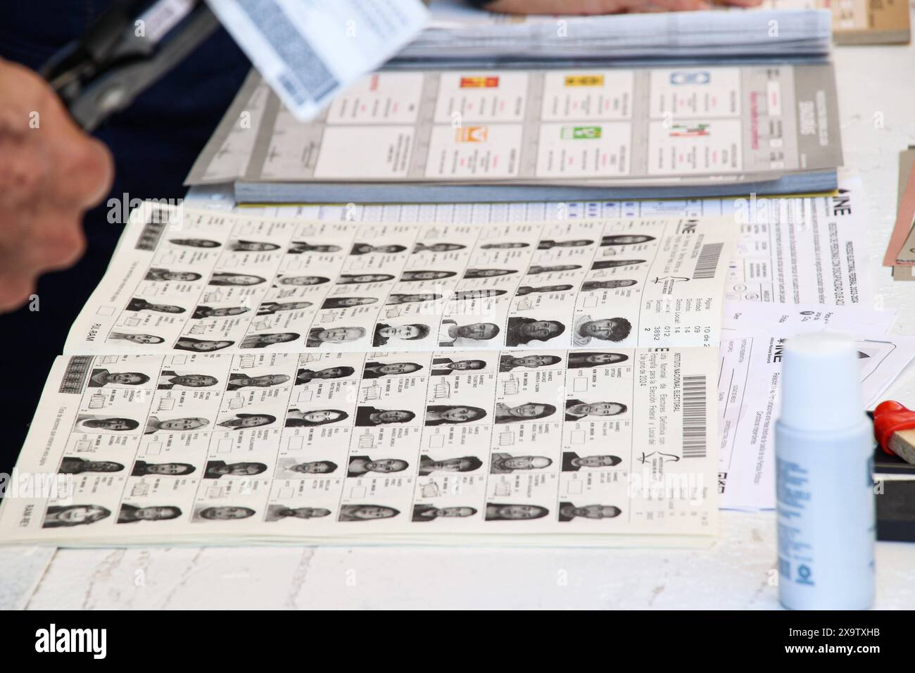 2024 Mexico s General Elections An employee of the National Electoral ...