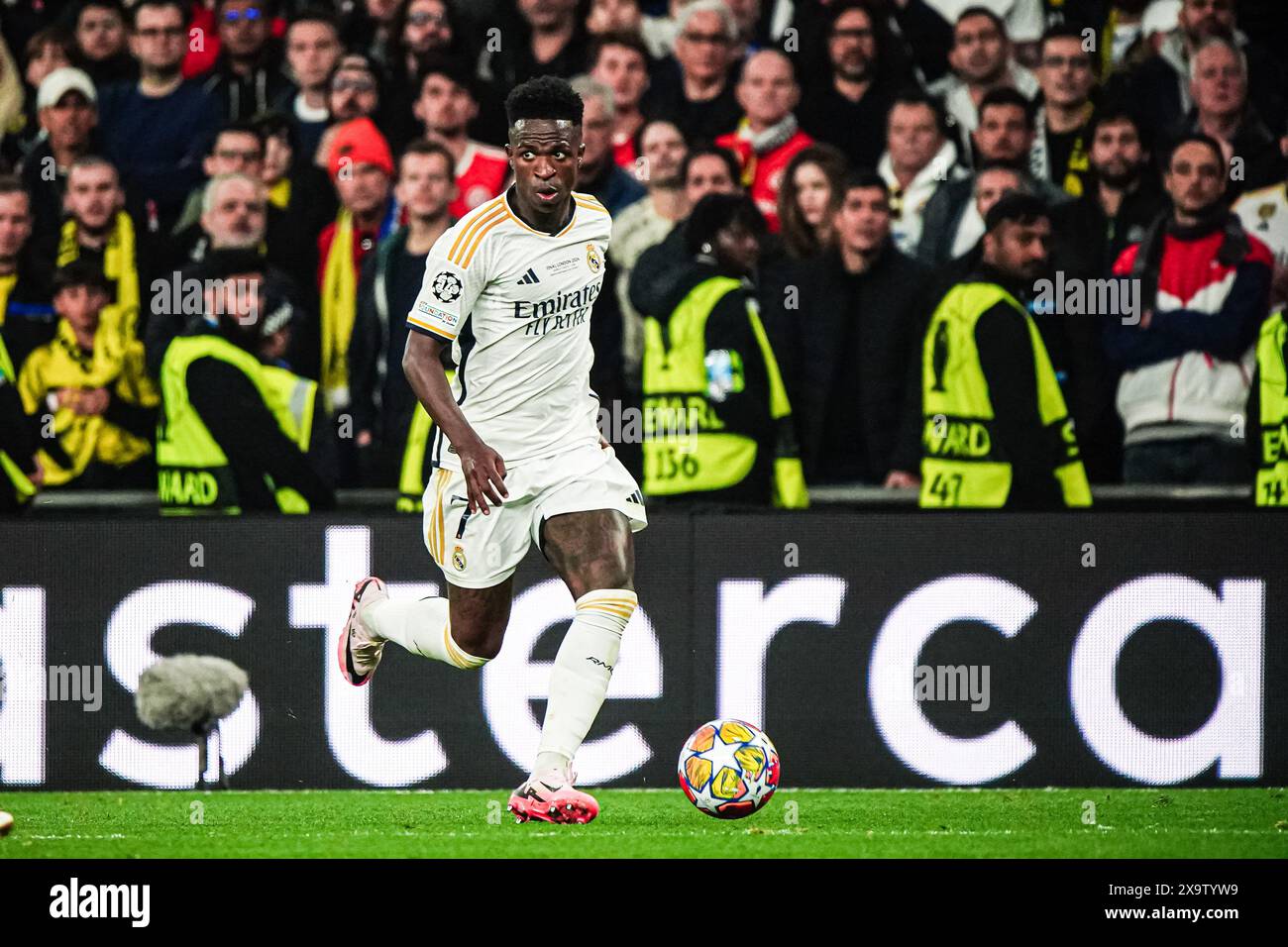 Vinicius Junior (Real Madrid, #07) ENG, Borussia Dortmund vs. Real ...