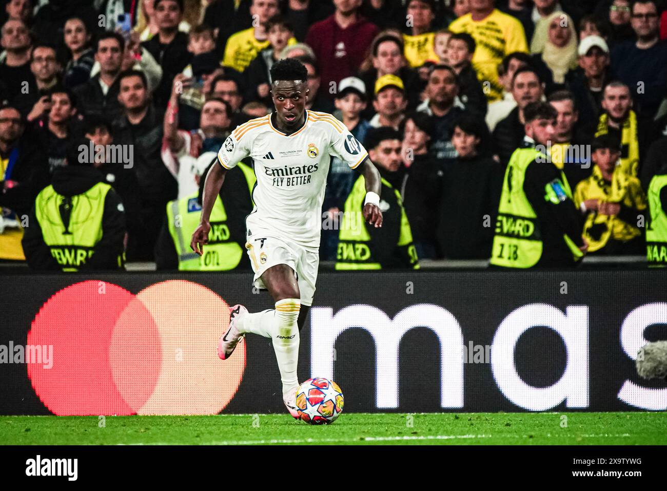 Vinicius Junior (Real Madrid, #07) ENG, Borussia Dortmund vs. Real ...