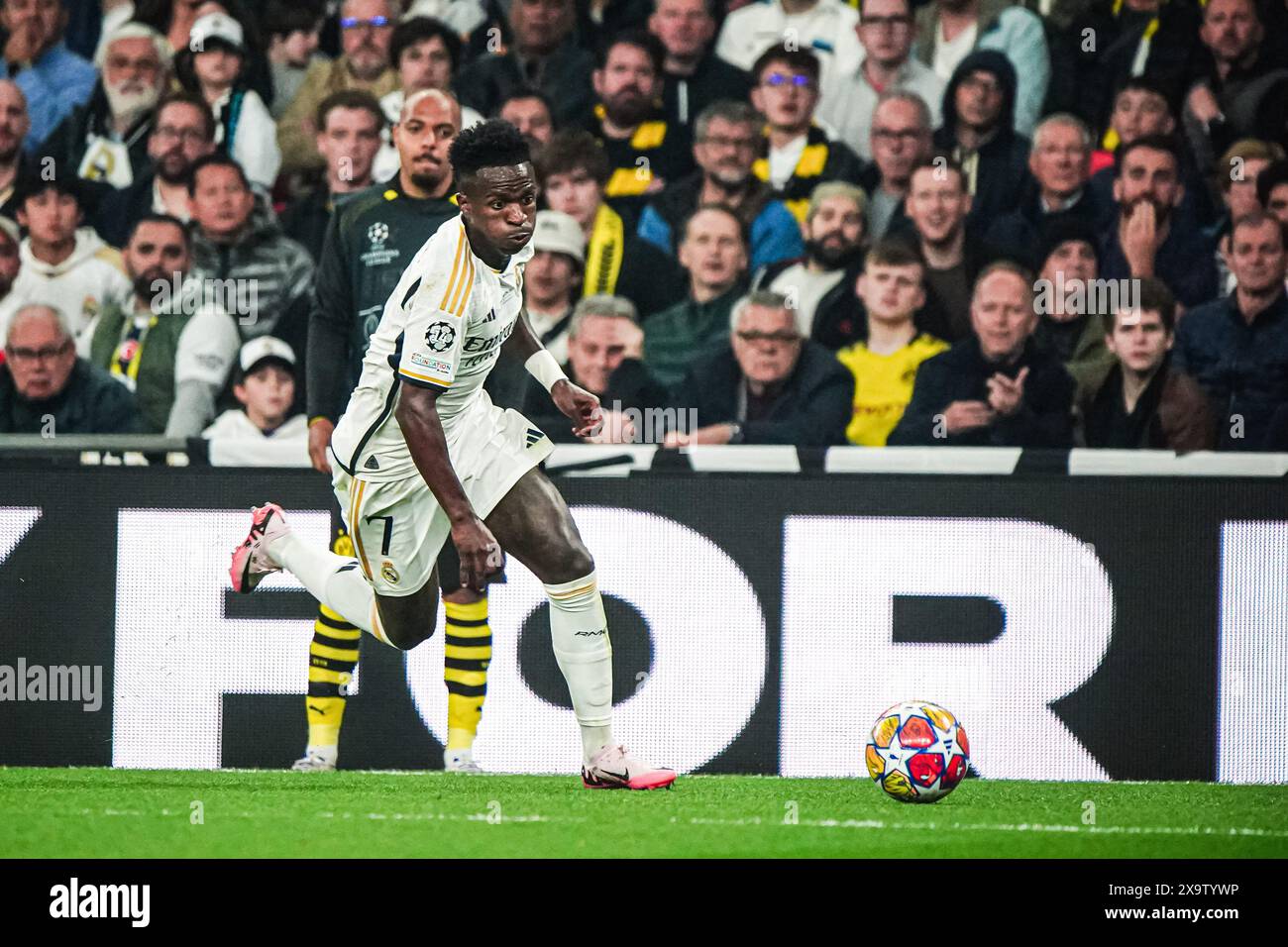 Vinicius Junior (Real Madrid, #07) ENG, Borussia Dortmund vs. Real ...