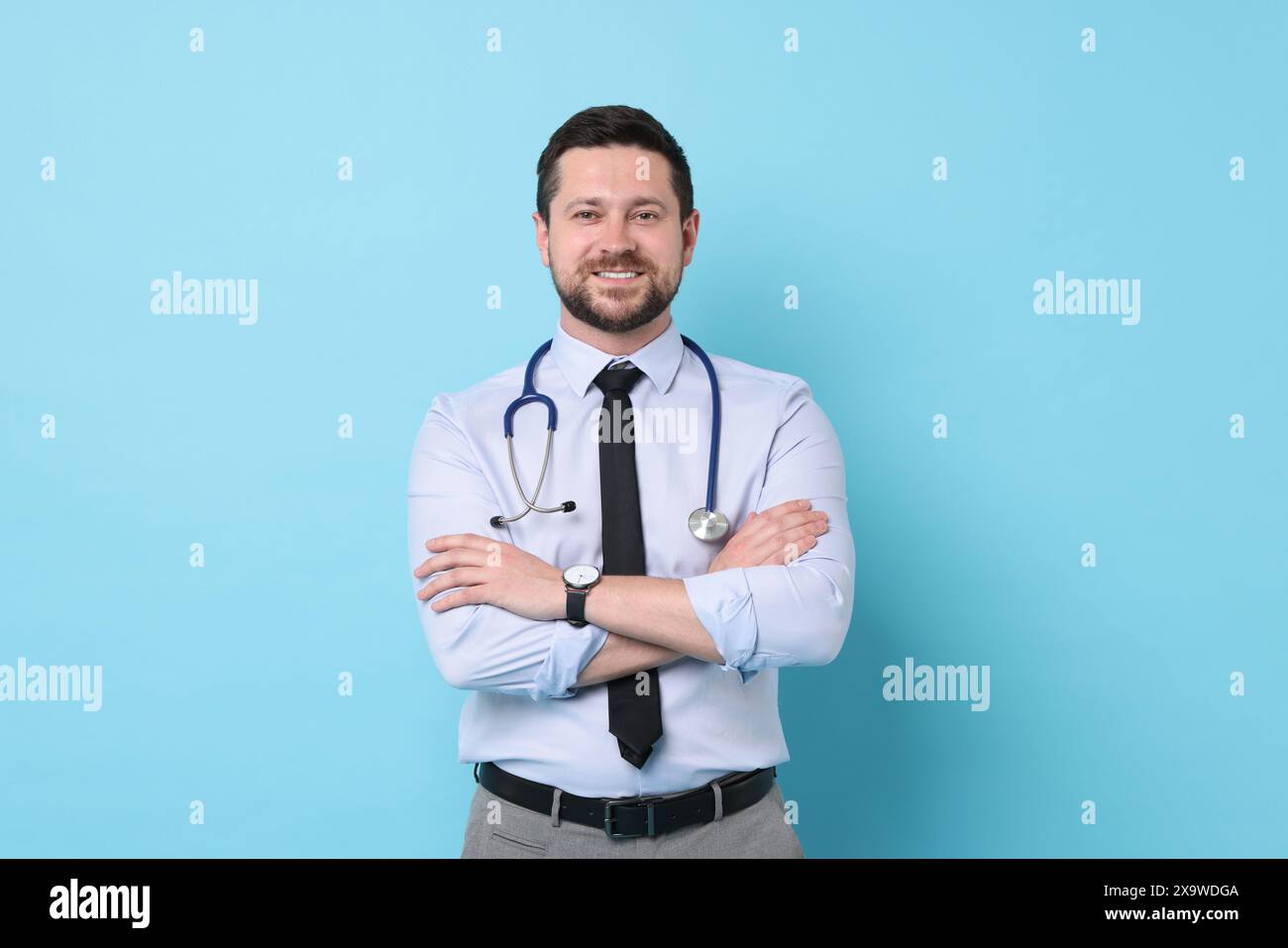 Smiling male doctor medical support hi-res stock photography and images ...