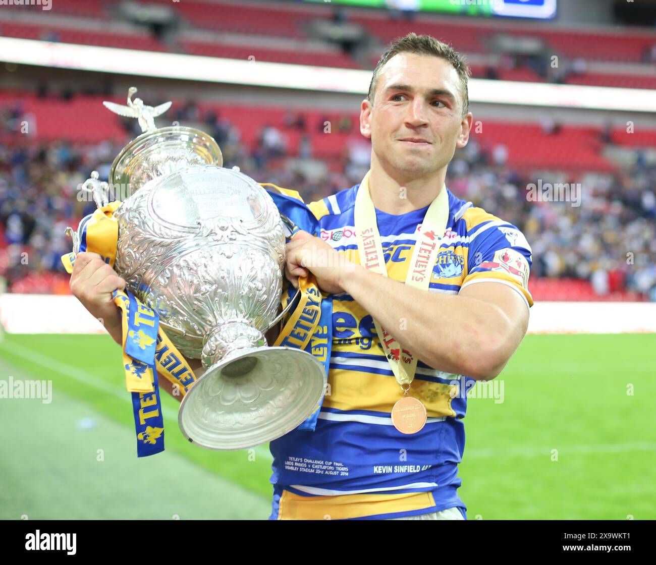 Rugby League Challenge Cup Final Leeds v Castleford Captain kevin ...
