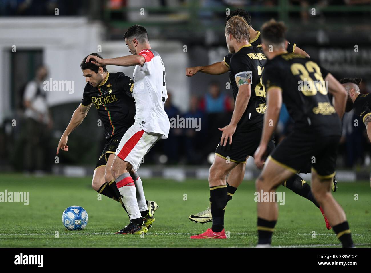 Nicholas Pierini (Venezia)Luca Ravanelli (Cremonese) during the Italian ...