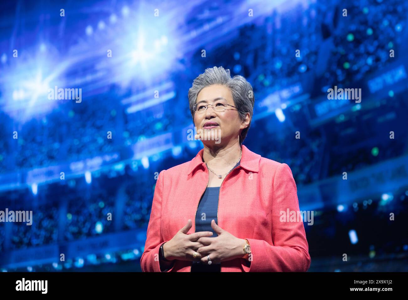 AMD chairman and CEO Lisa Su delivers the first AI keynote speech in ...