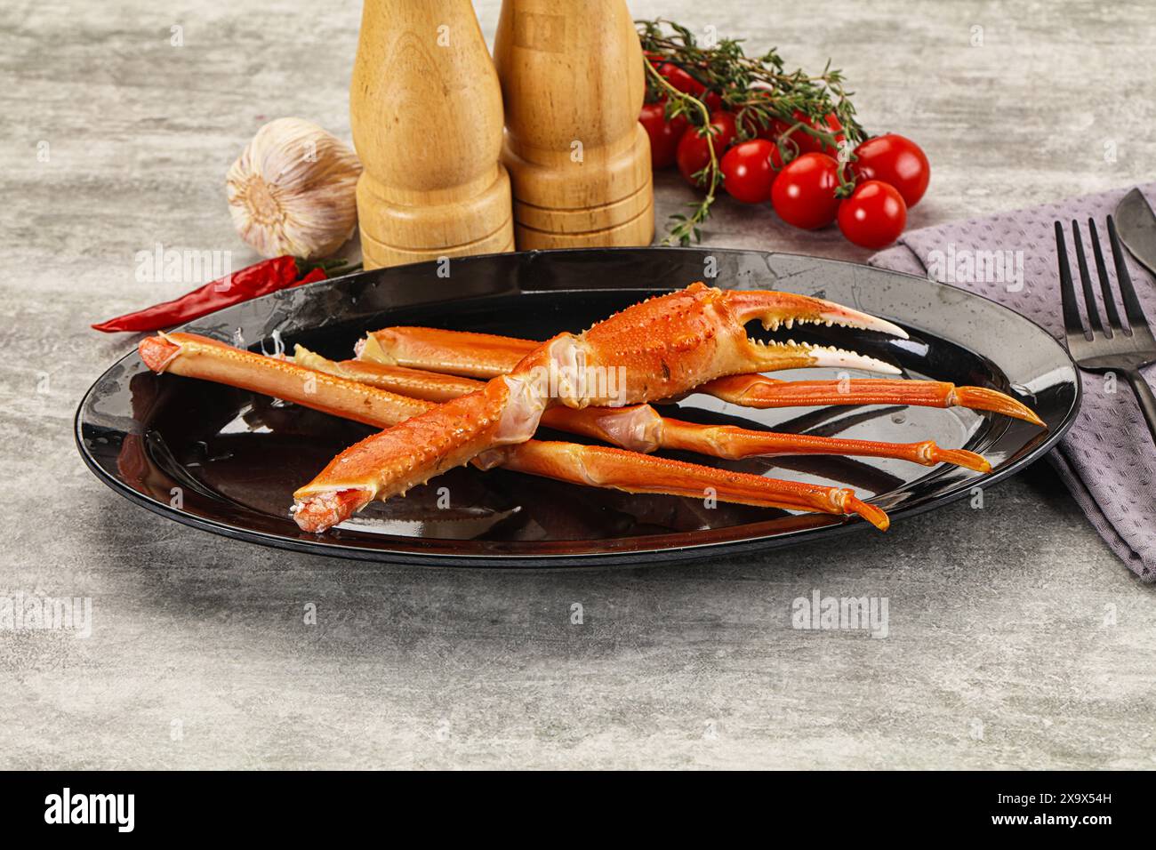 Delicous luxury boiled crab claw legs Stock Photo - Alamy