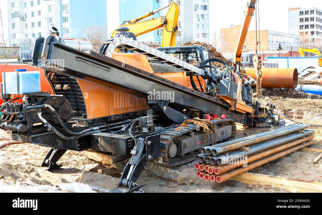 Horizontal directional drilling machine. Trenchless method of ...