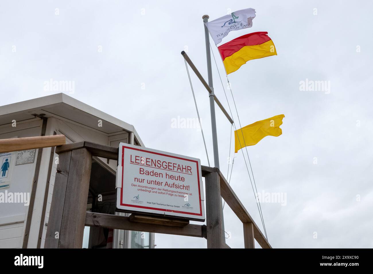 03 June 2024, Schleswig-Holstein, Westerland (sylt): Cloudy skies and ...