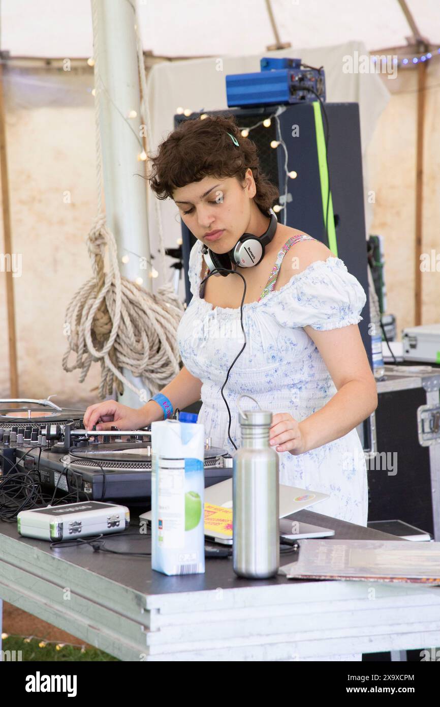 DJ Melanie Moof at Acid Horse festival 2024. The Barge, Honey Street ...