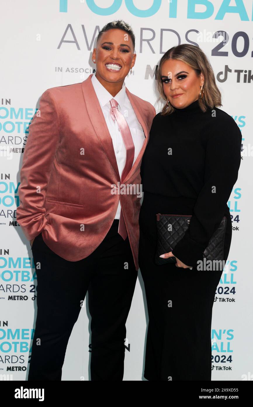 Lianne Sanderson and Ellis De Ville Oliver attend the Women's Football ...