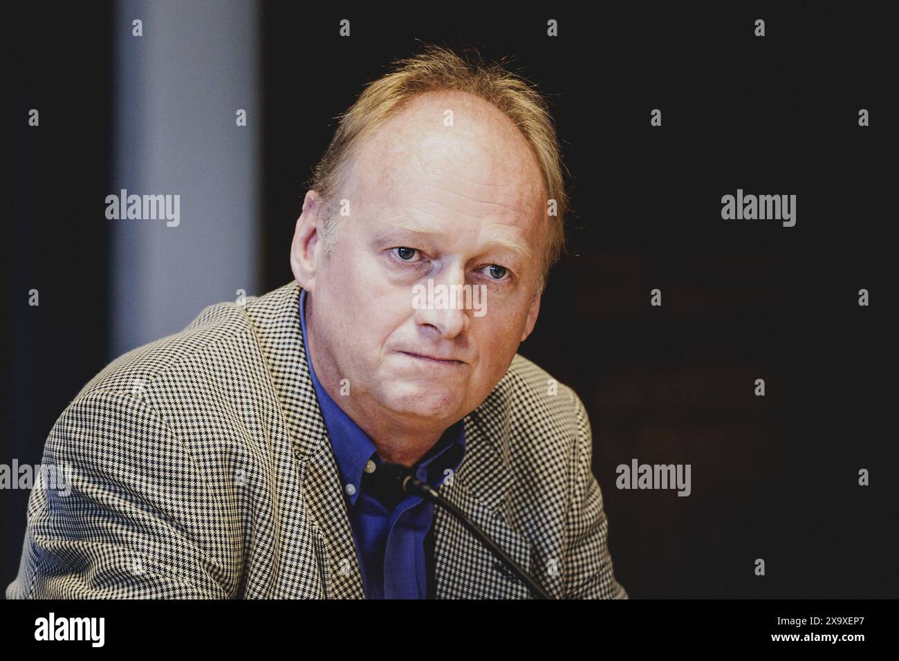 Gravitationsphysik hi-res stock photography and images - Alamy