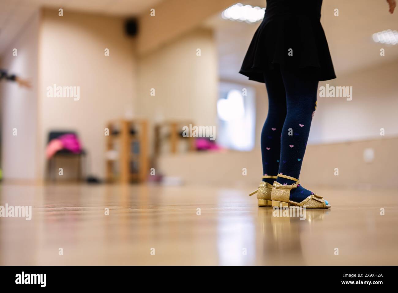 Tap dance hi-res stock photography and images - Alamy