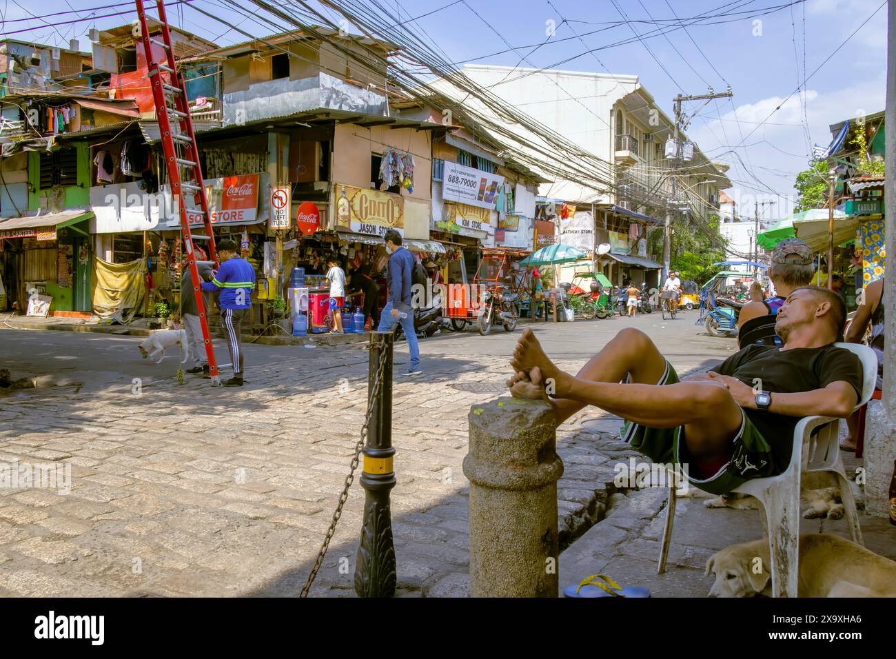 Street scenes in the capital of Manila Stock Photo - Alamy