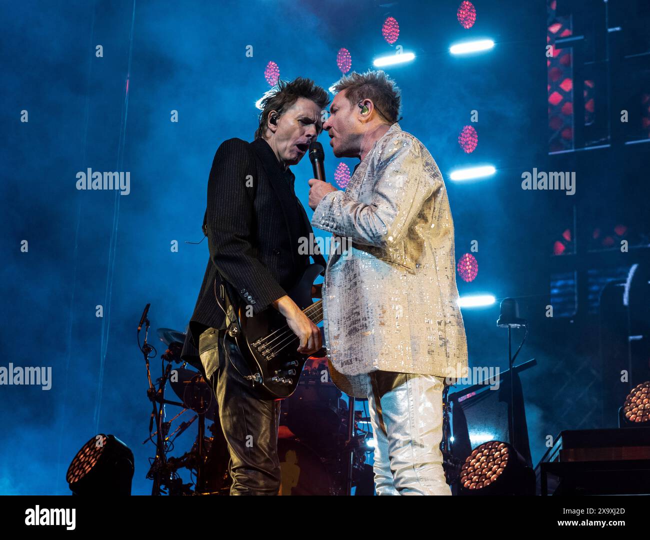 Lead vocalist Simon Le Bon and bassist John Taylor of British band ...