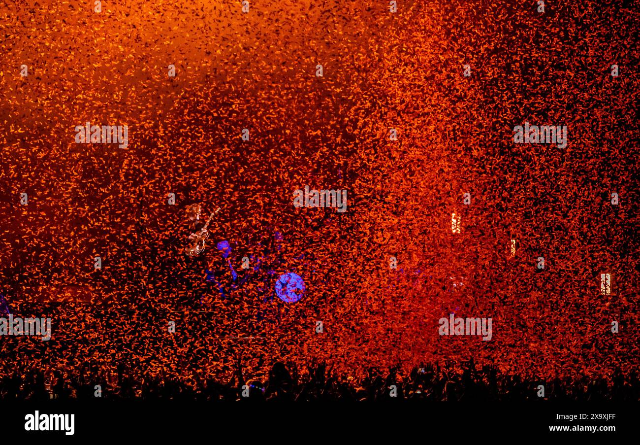 Frontman and vocalist of famous British band Pulp Jarvis Cocker ...