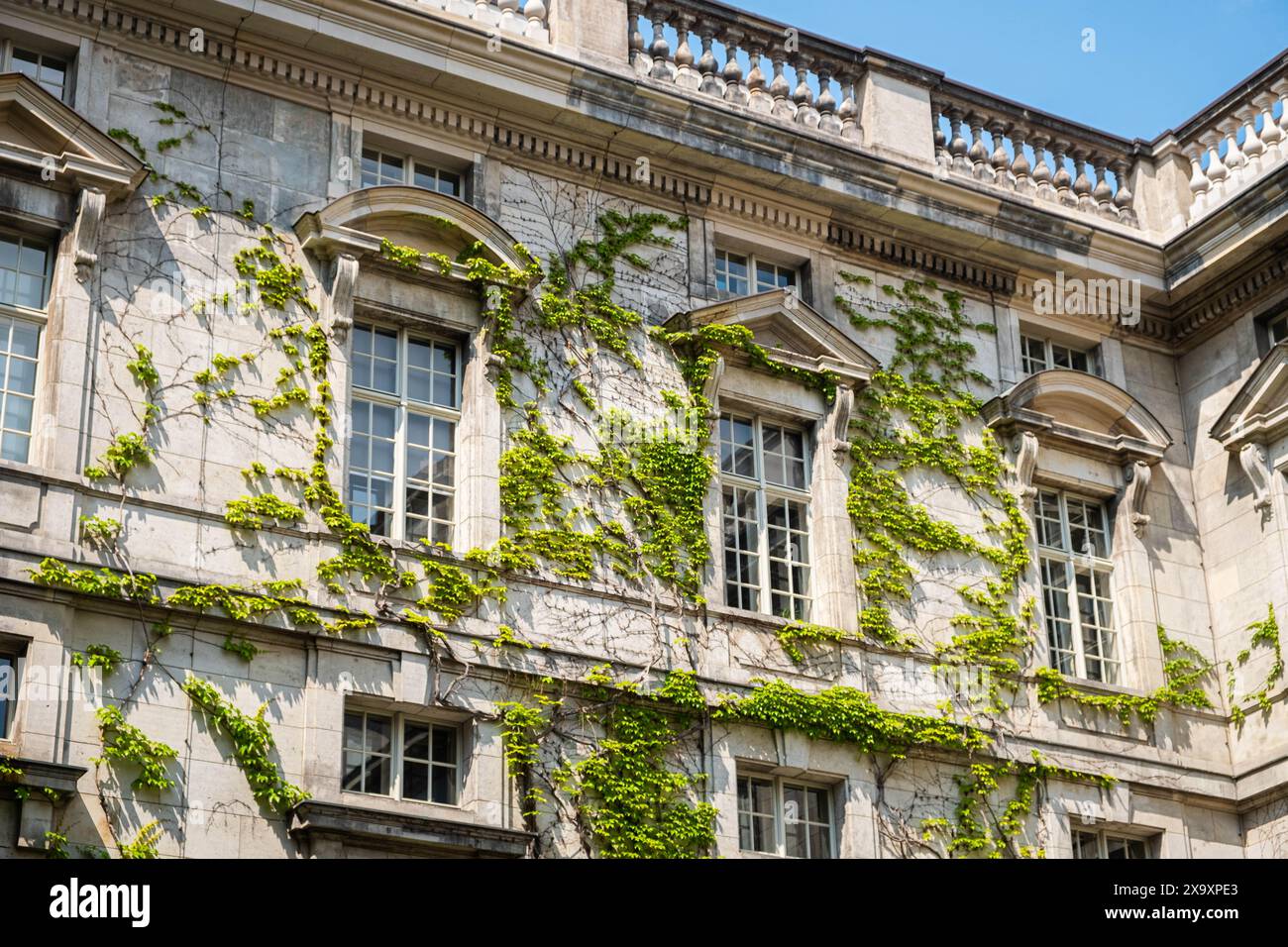 Historic building facade in Berlin, Germany Stock Photo - Alamy