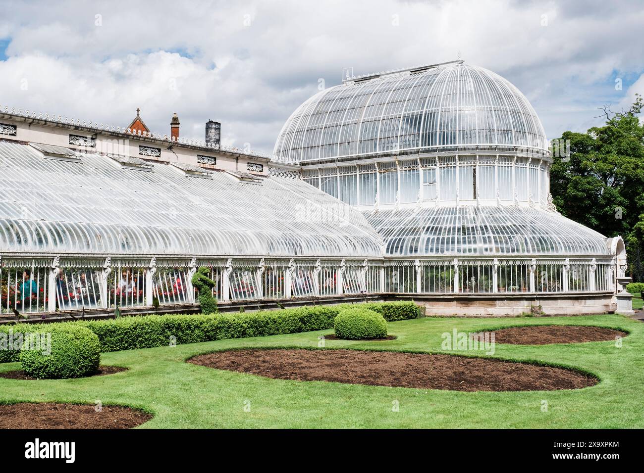 The Glass House of Belfast Botanic Garden Stock Photo - Alamy
