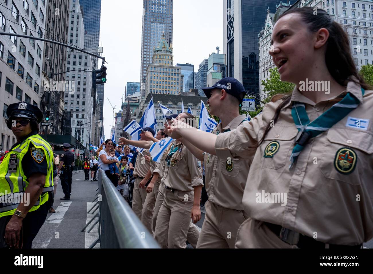 Parade participants sing along the route. The 59th Annual Israel Day ...