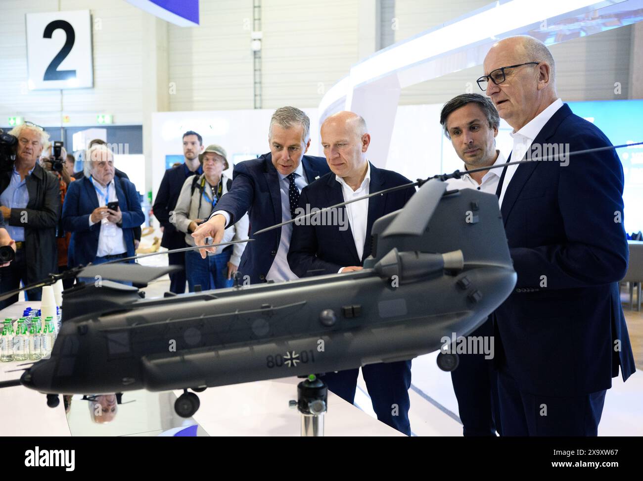 03 June 2024, Brandenburg, Schönefeld: Kai Wegner (2nd from left, CDU ...