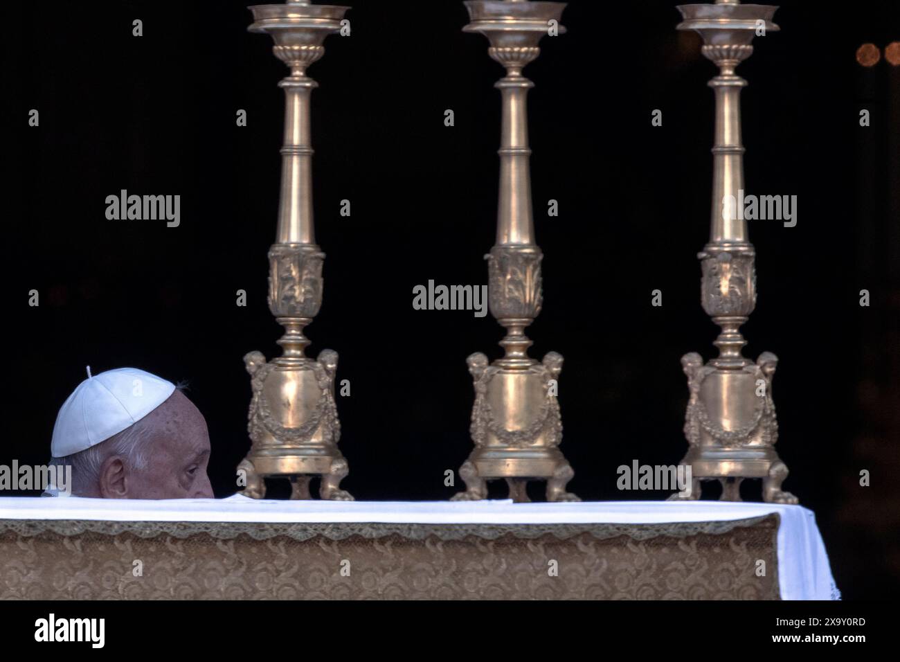 Rome, italy, 2 June, 2024. Pope Francis concludes the celebration of ...