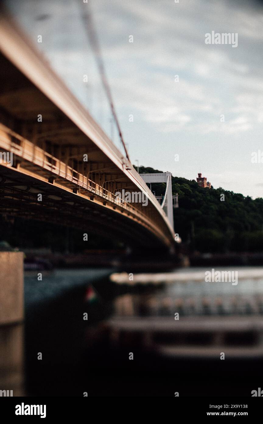 Beautiful panorama elizabeth bridge hi-res stock photography and images ...