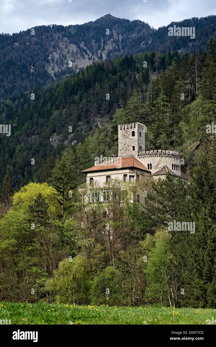 Guelfo castle hi-res stock photography and images - Alamy