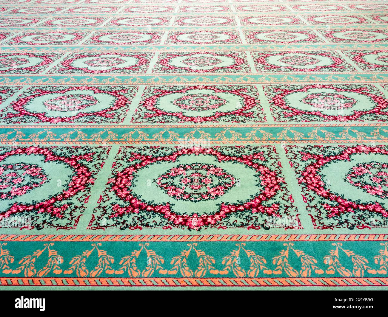 Beauty carpet pattern background design inside Omar Ali Saifuddien ...