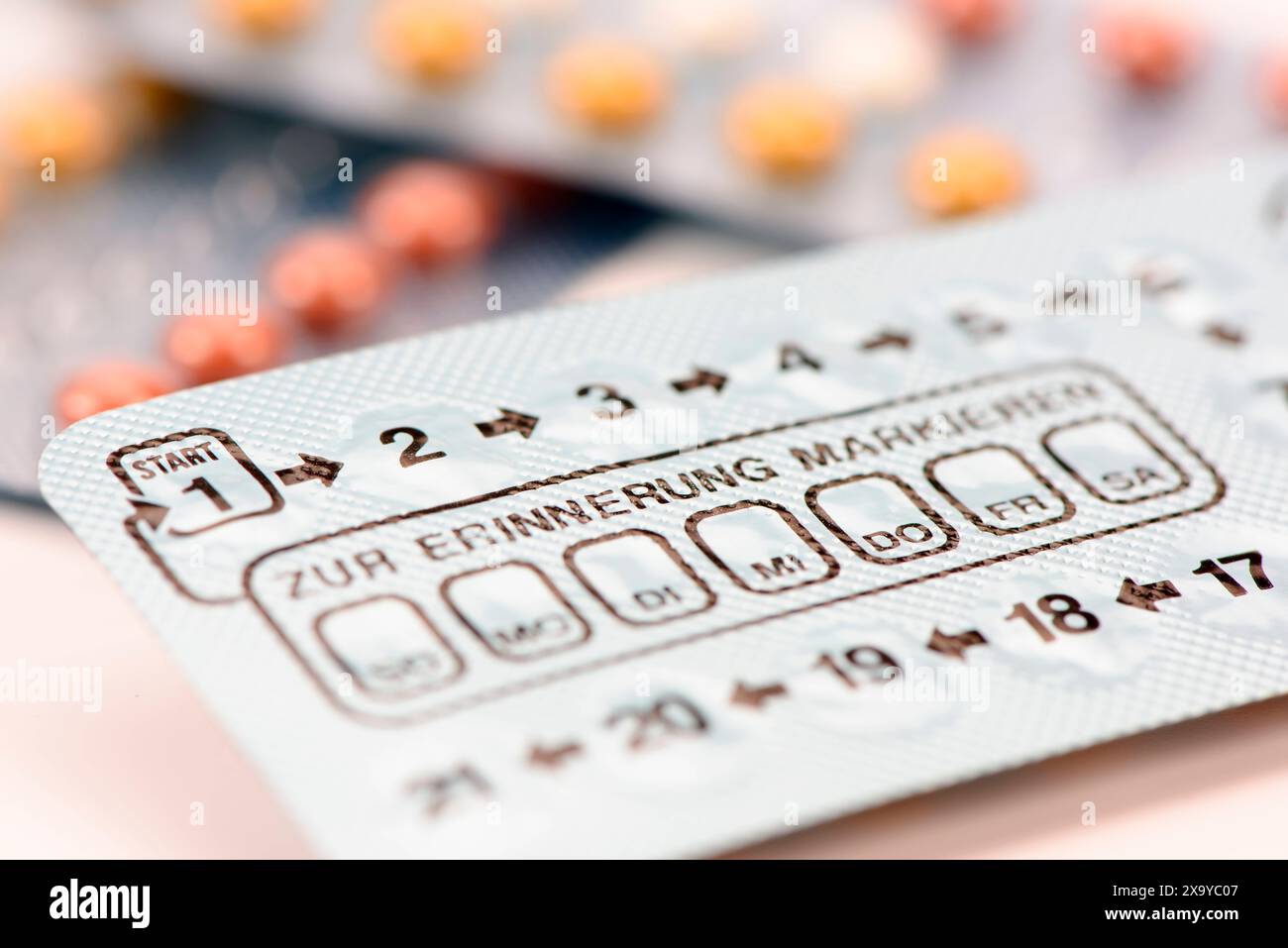 Gesundheit und familienplanung hi-res stock photography and images - Alamy