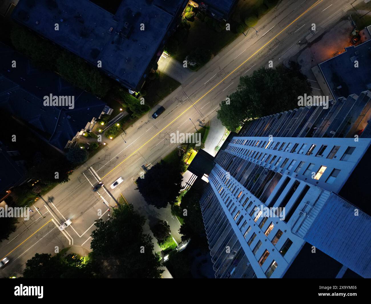 Empty car park from above hi-res stock photography and images - Alamy
