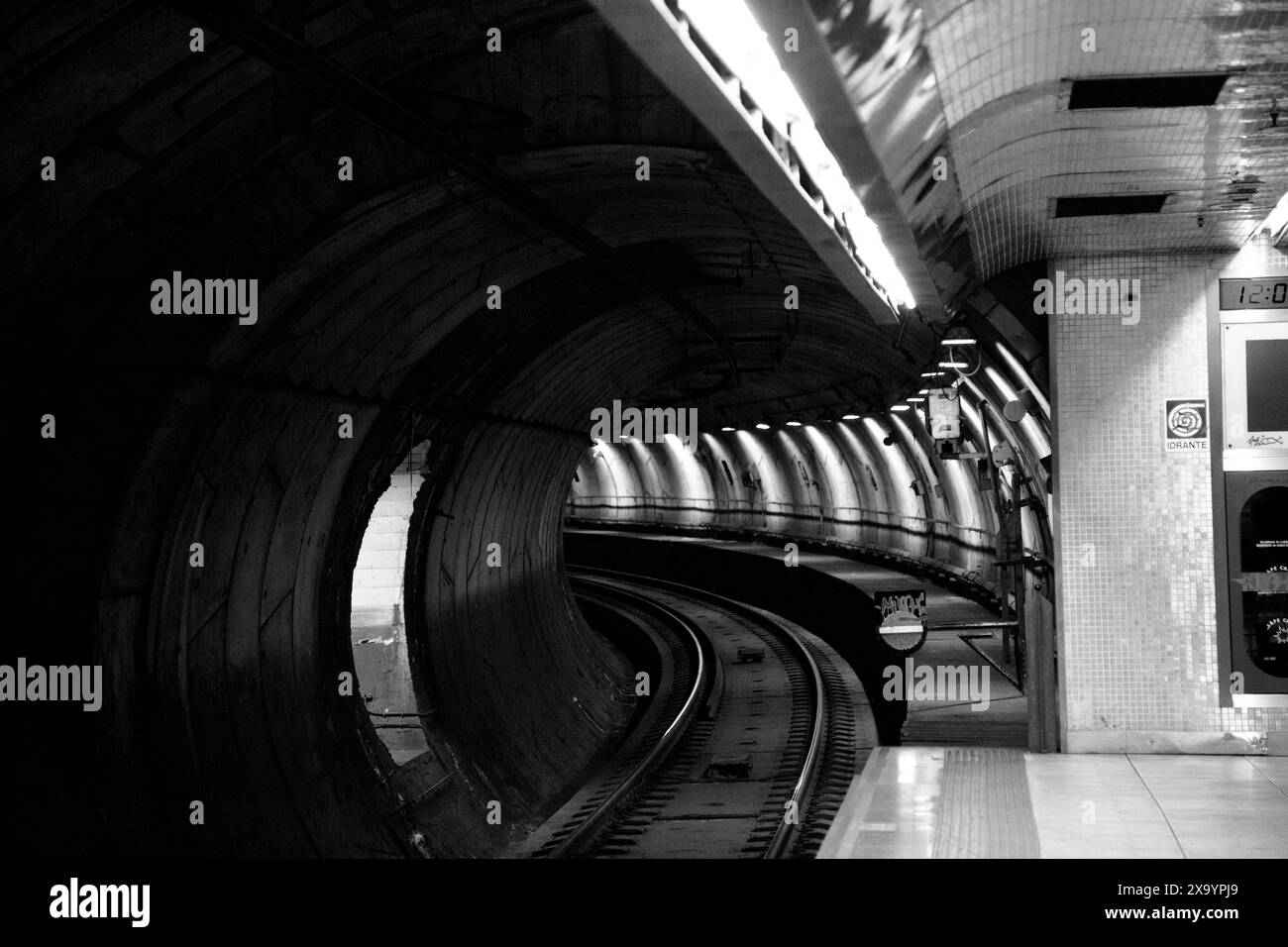 Naples Metro, rapid transit network, convenient transportation option ...